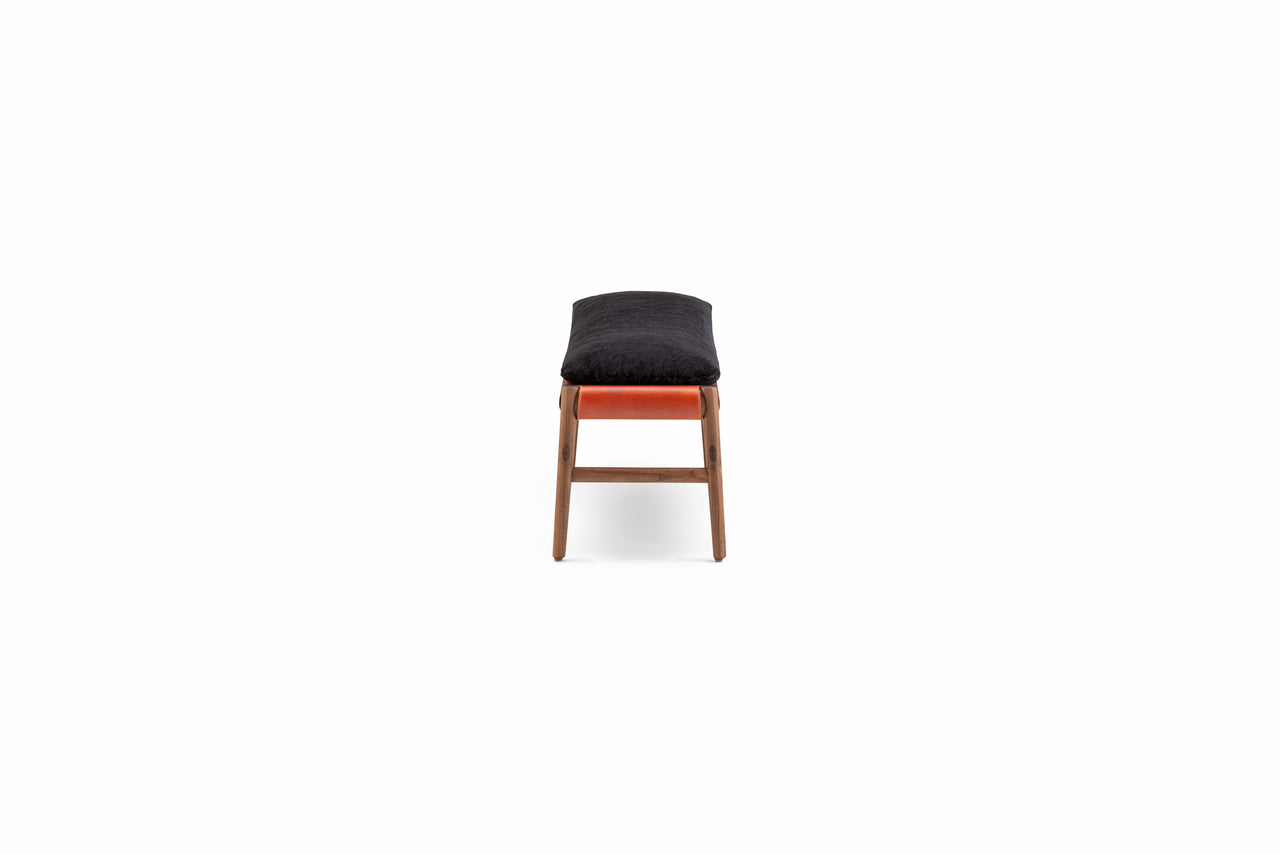 Sela Medium Bench – Hammer And Spear