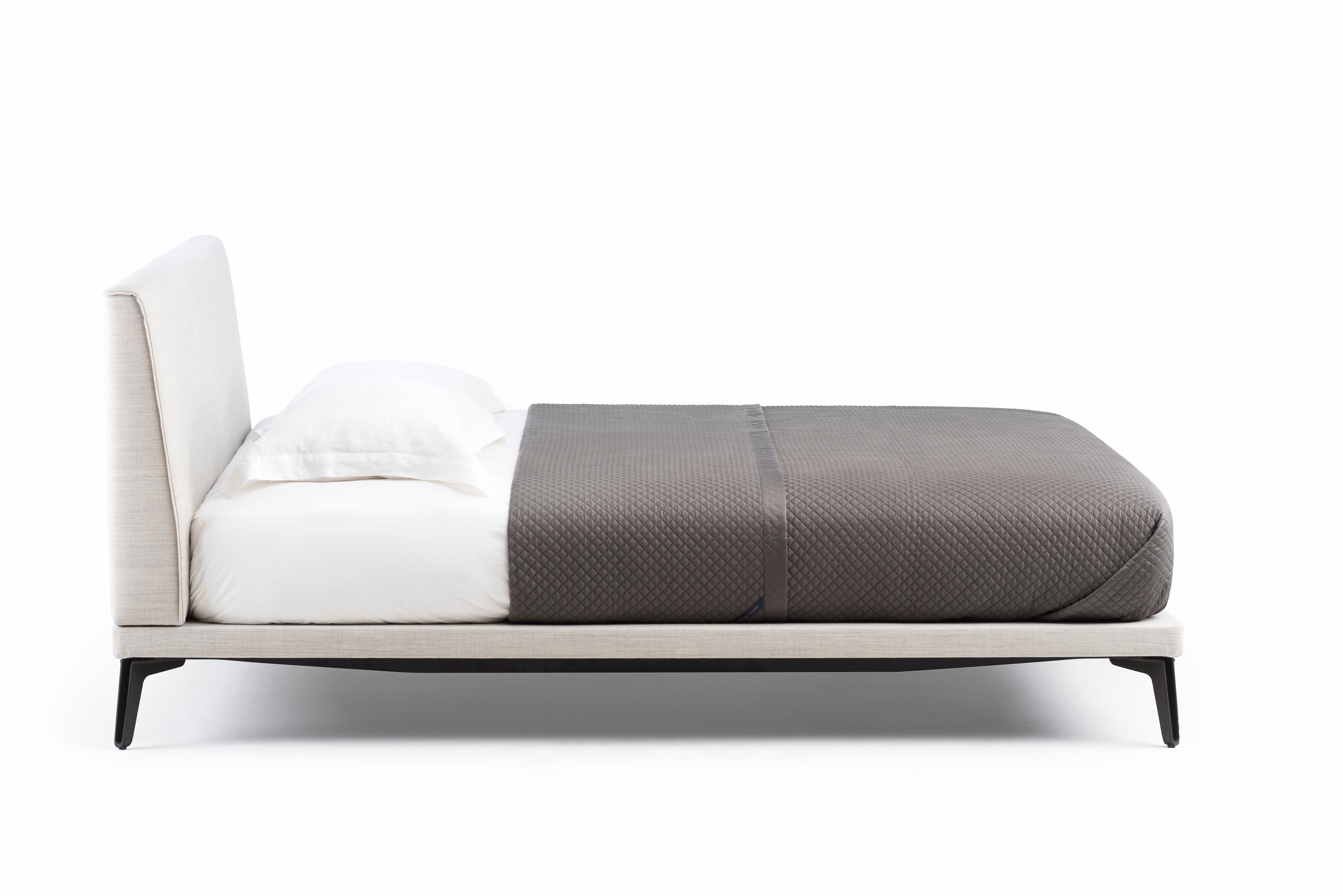 McQueen Bed – Hammer And Spear