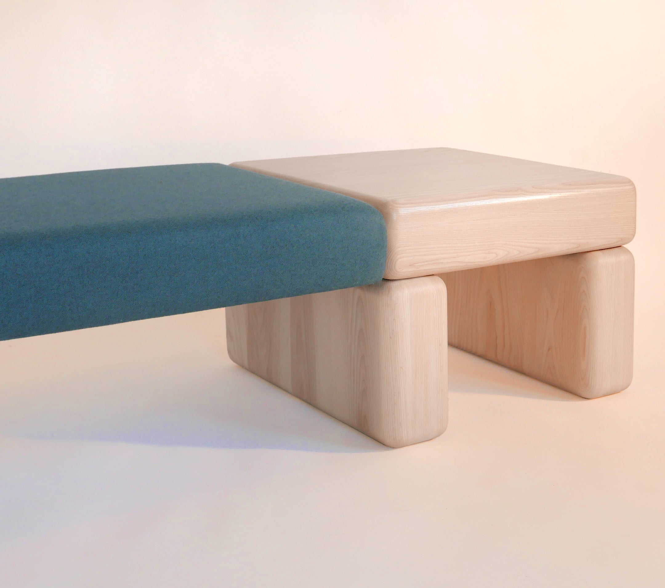 Pillowy Bench – Hammer And Spear